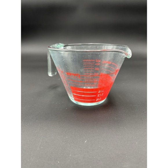 Pyrex | Kitchen | Vintage Pyrex Measuring Cup | Poshmark